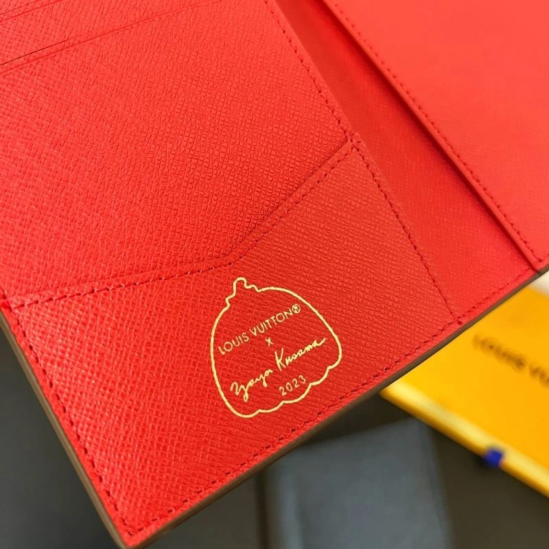 Accurate model Louis Vuitton Passport Holders