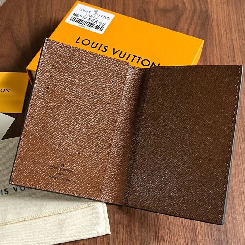 1:1 copy Louis Vuitton Passport Holders