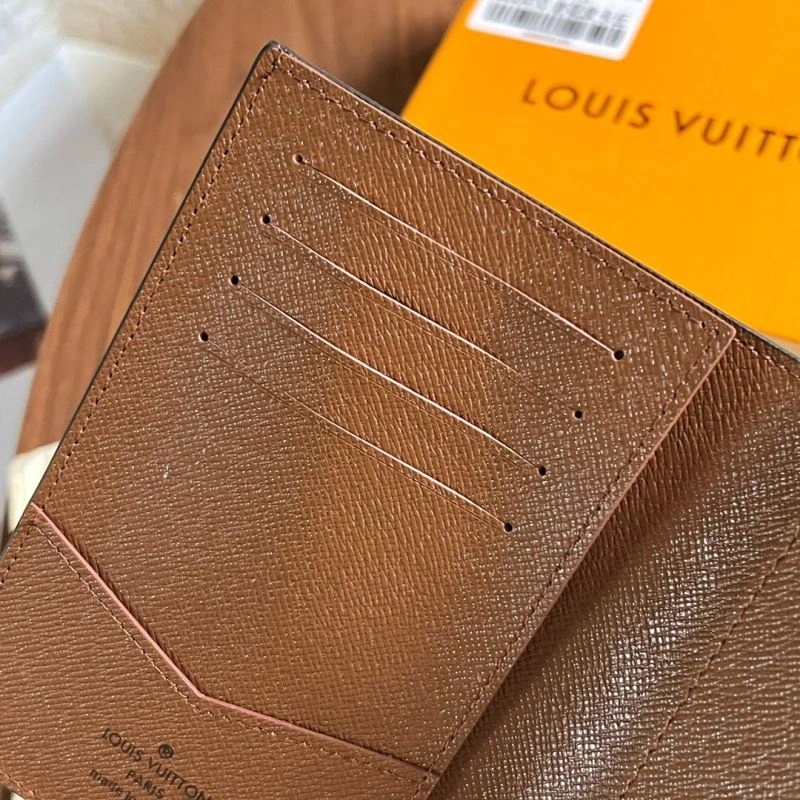 1:1 copy Louis Vuitton Passport Holders