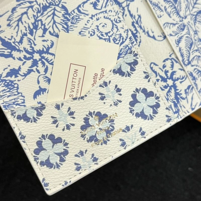 Inexpensive Louis Vuitton Passport Holders