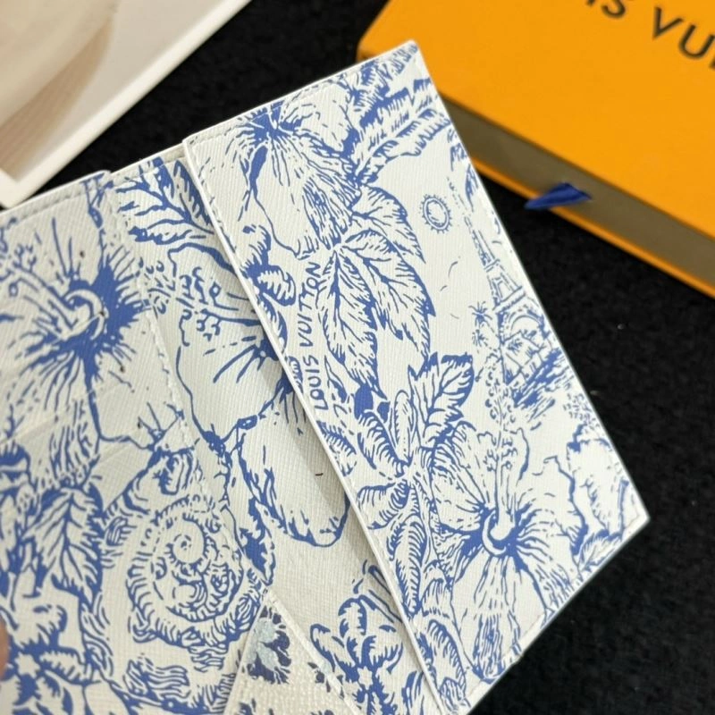Inexpensive Louis Vuitton Passport Holders