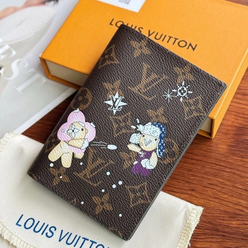 Bargain Louis Vuitton Passport Holders