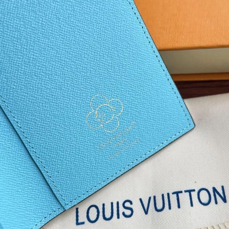 Bargain Louis Vuitton Passport Holders