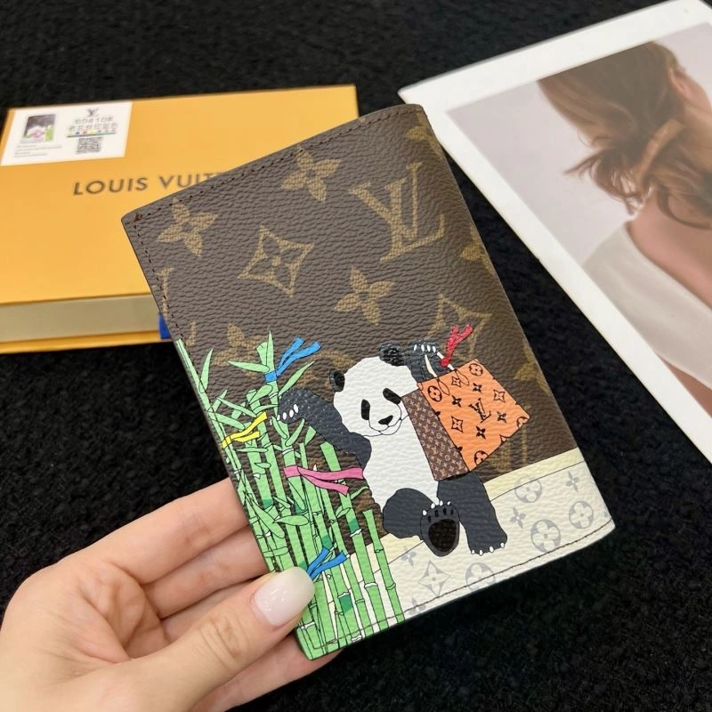 High accuracy Louis Vuitton Passport Holders