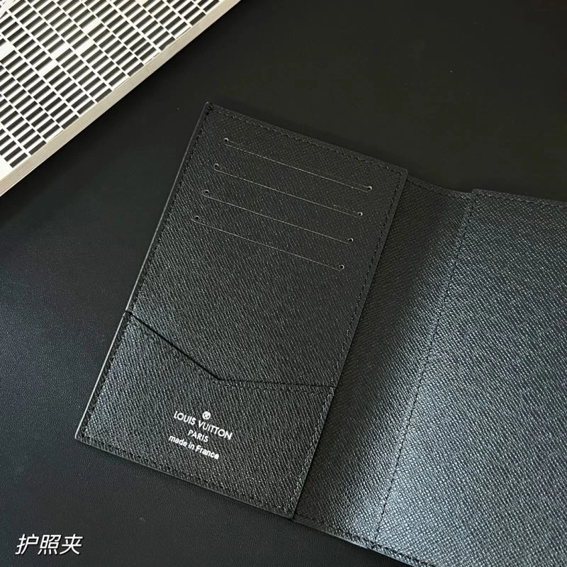 High accuracy Louis Vuitton Passport Holders