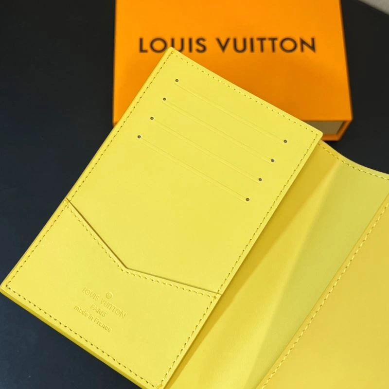 High fidelity Louis Vuitton Passport Holders