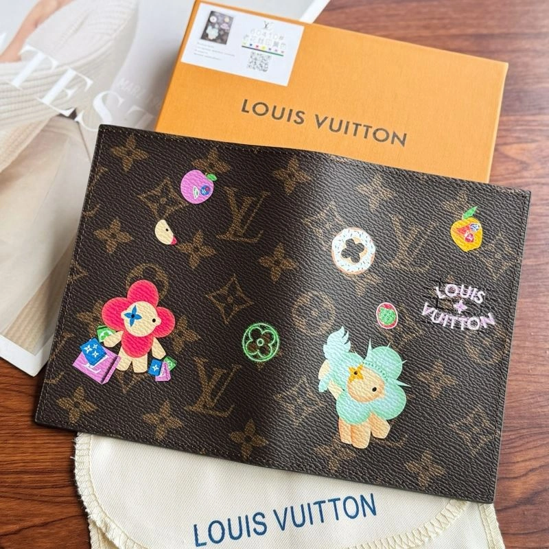 Top mirror Louis Vuitton Passport Holders