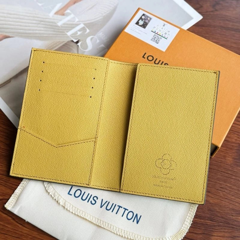 Top mirror Louis Vuitton Passport Holders