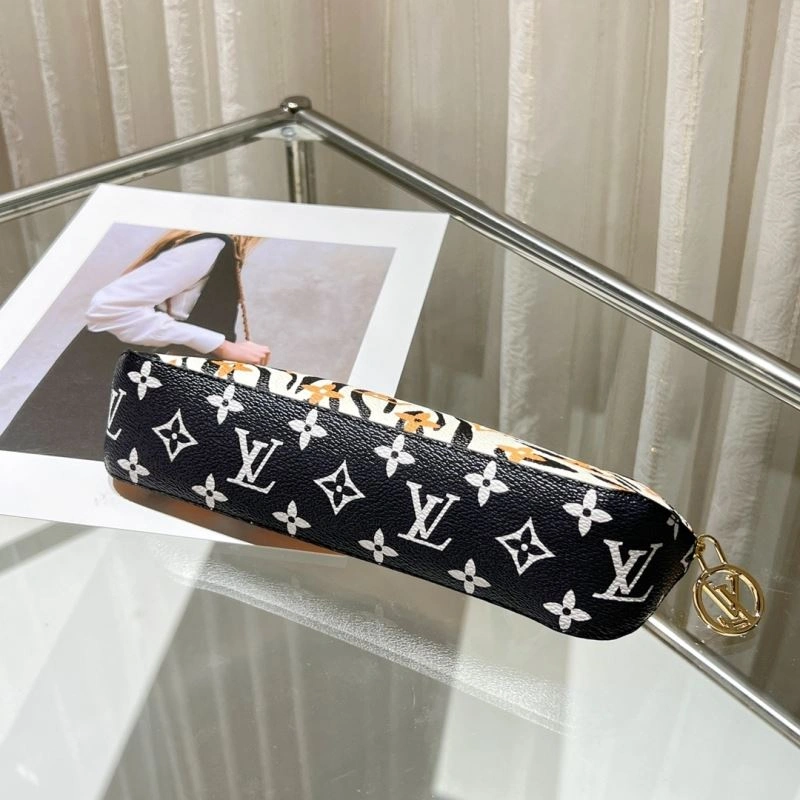 Top mirror Louis Vuitton Pencil Pouches