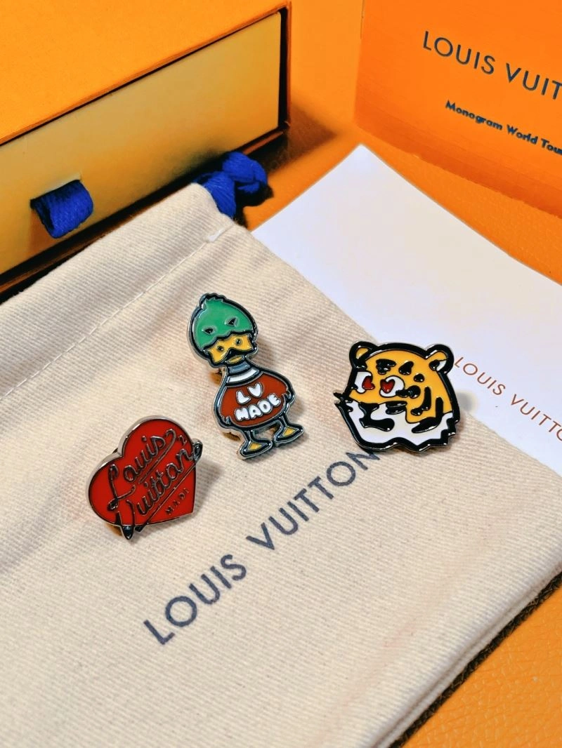 Louis Vuitton Pins