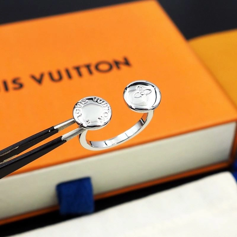 Inexpensive Louis Vuitton Rings