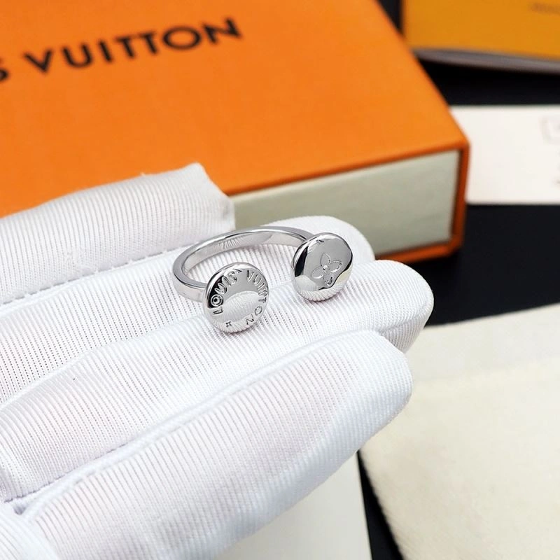 Inexpensive Louis Vuitton Rings