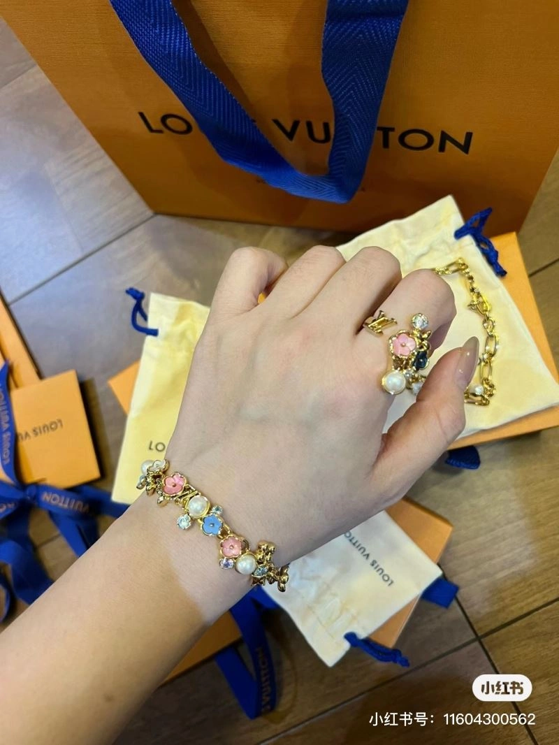 Economical Louis Vuitton Rings