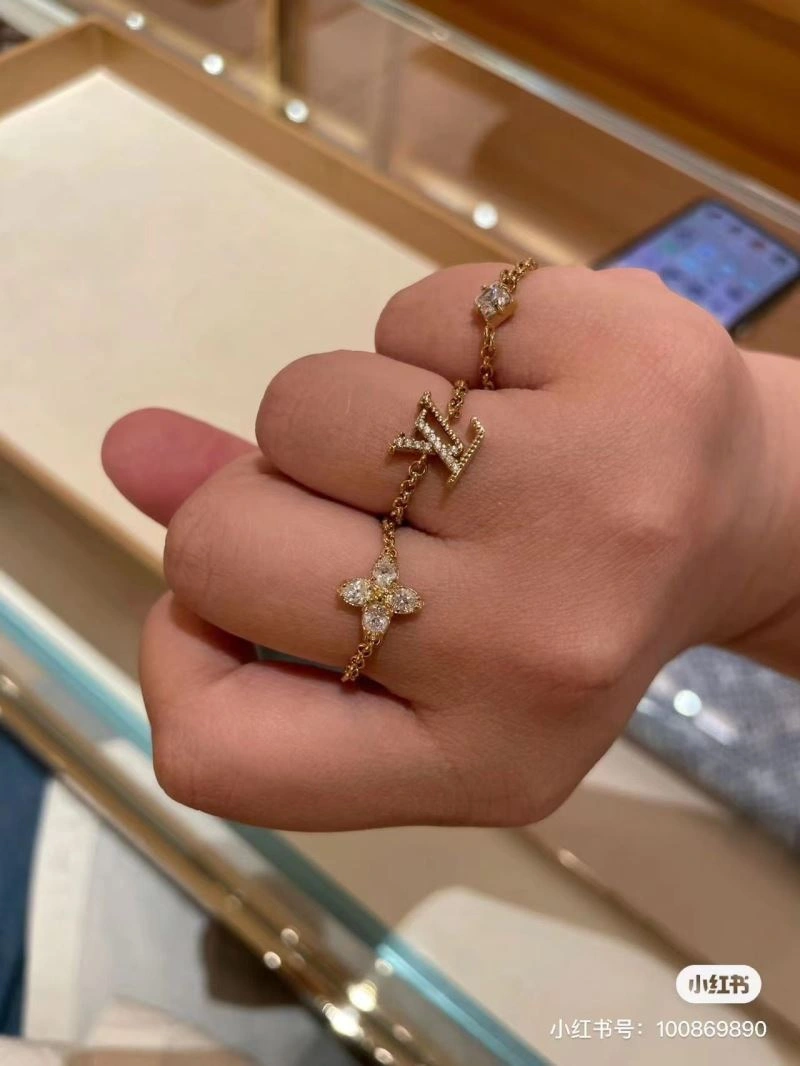 Bargain Louis Vuitton Rings