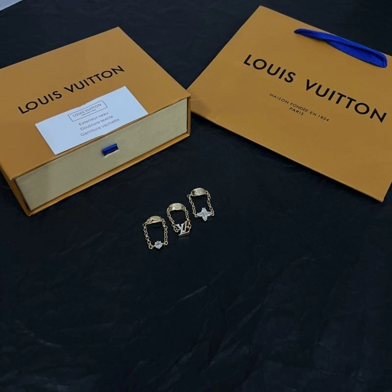 Bargain Louis Vuitton Rings