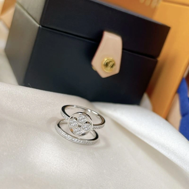 Indistinguishable Louis Vuitton Rings