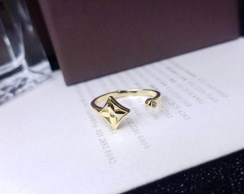 Perfect replica Louis Vuitton Rings