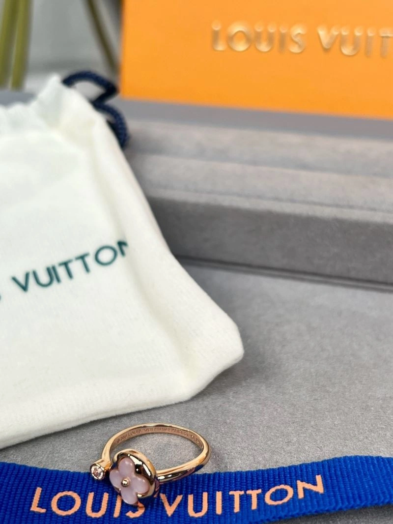 Exact replica Louis Vuitton Rings
