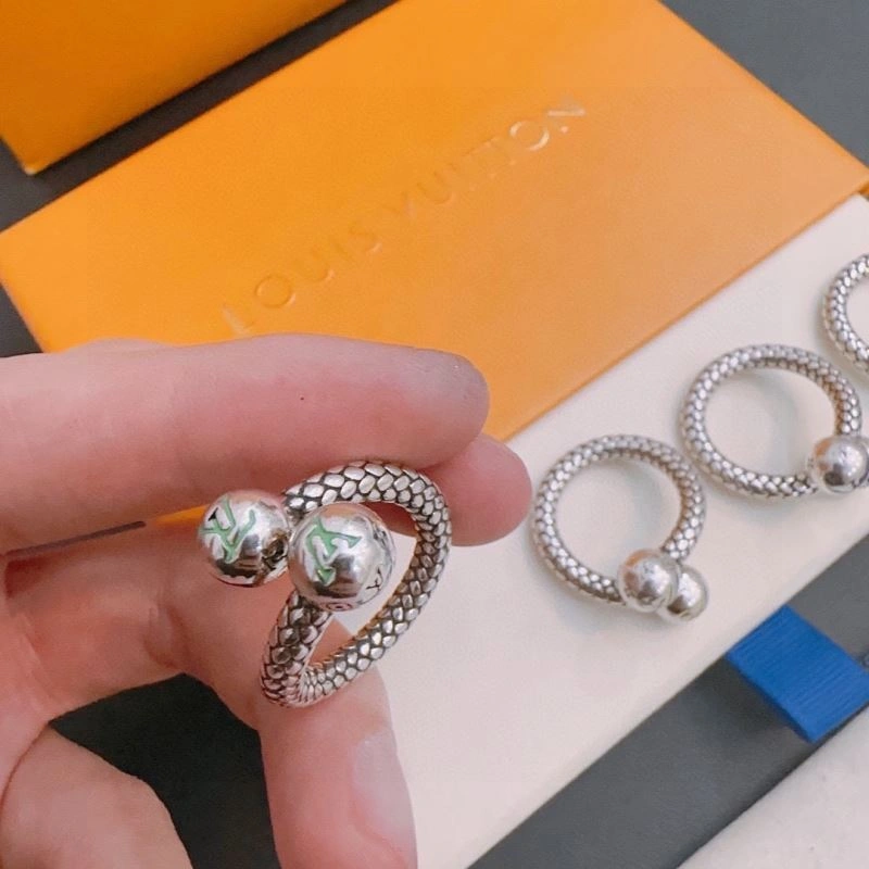 Accurate model Louis Vuitton Rings