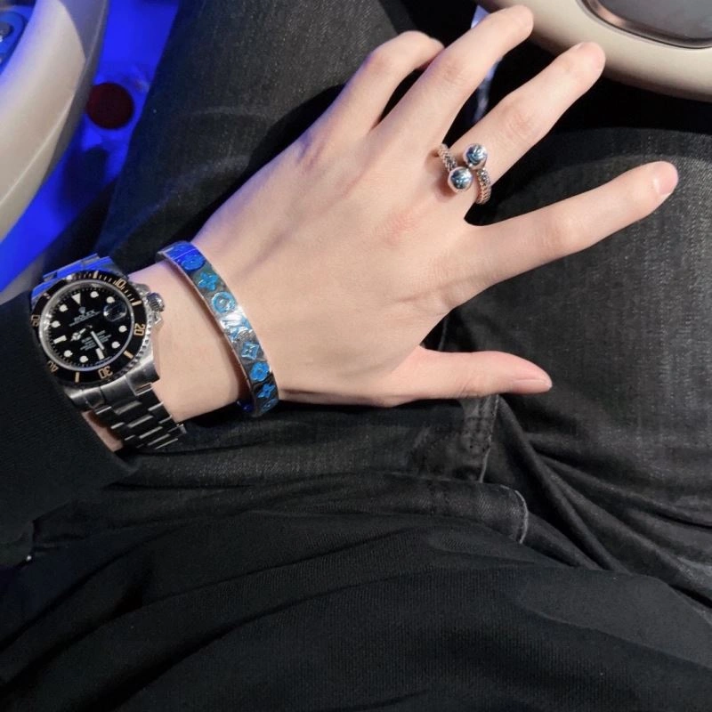 Accurate model Louis Vuitton Rings