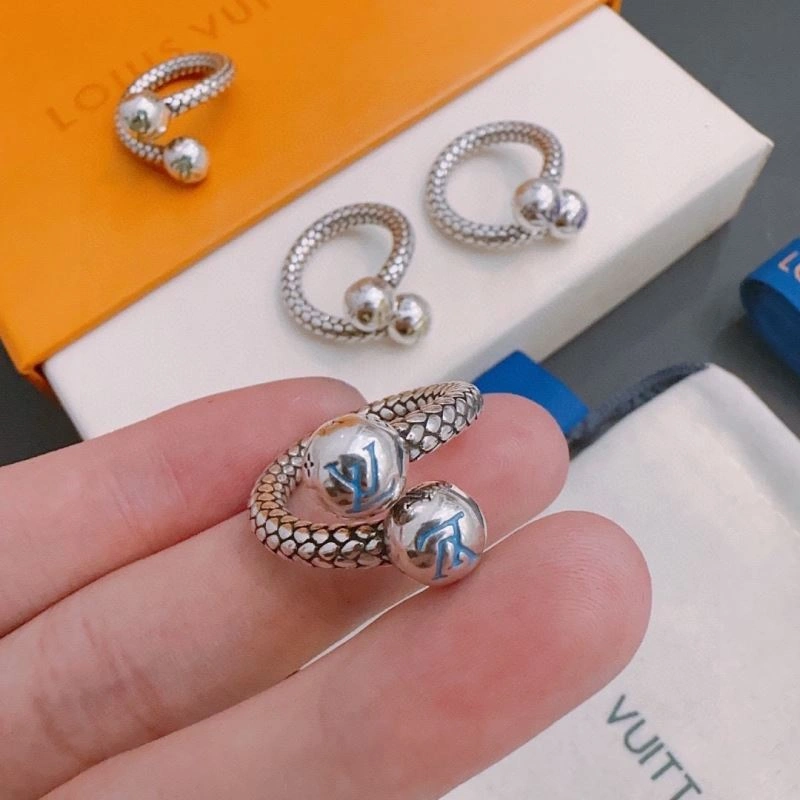 Accurate model Louis Vuitton Rings