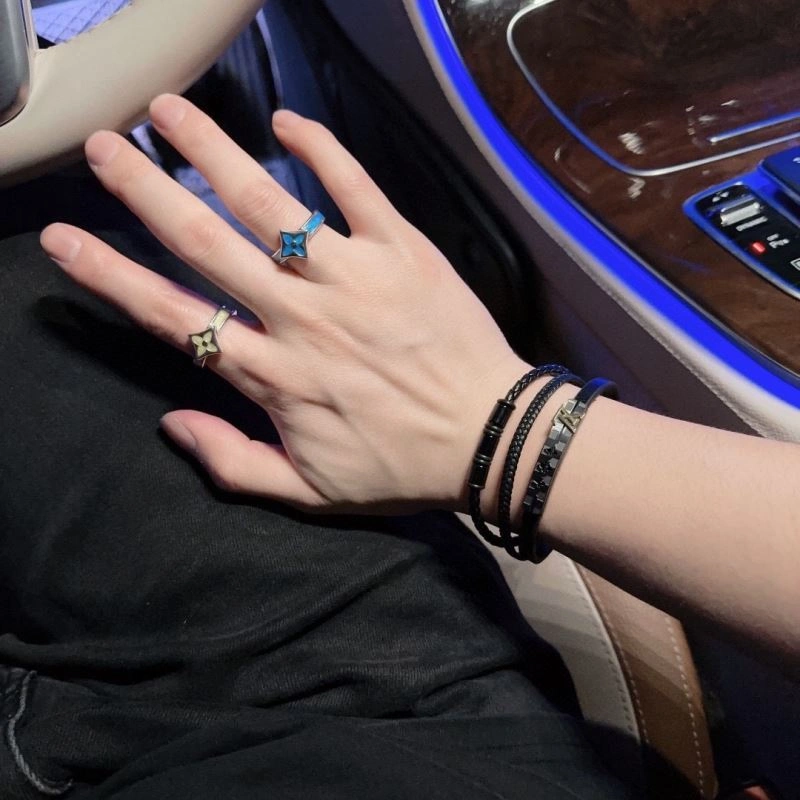 Bargain Louis Vuitton Rings