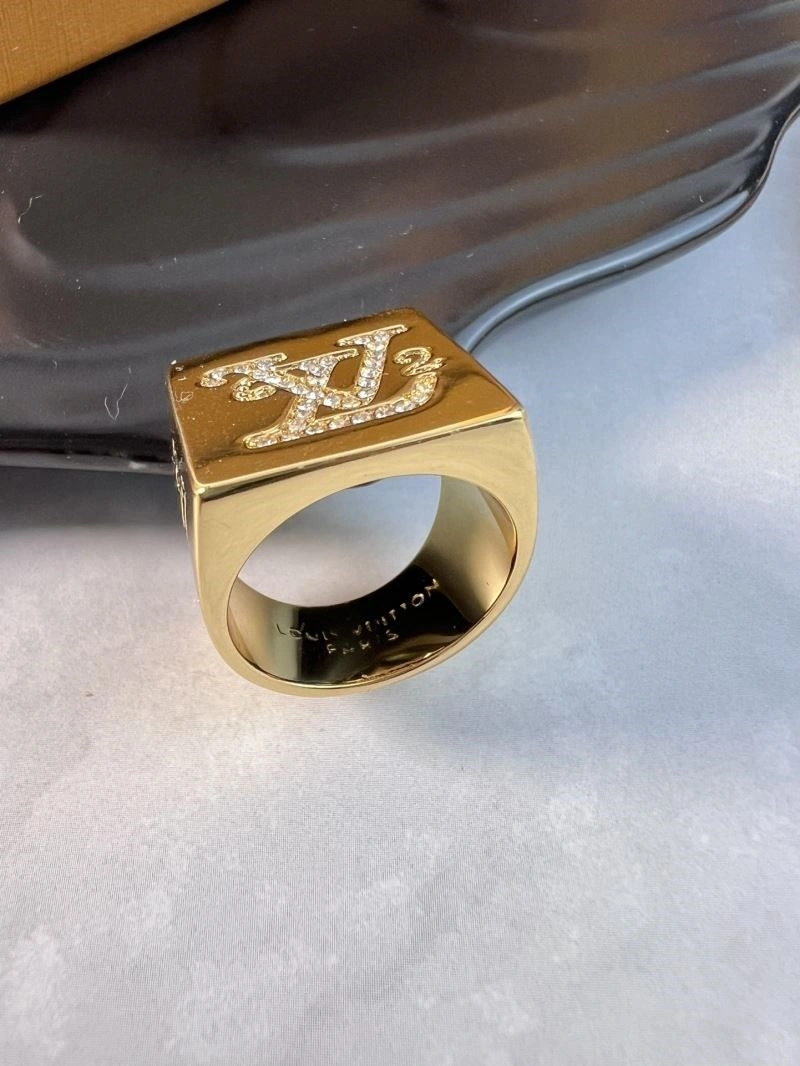 Exact replica Louis Vuitton Rings