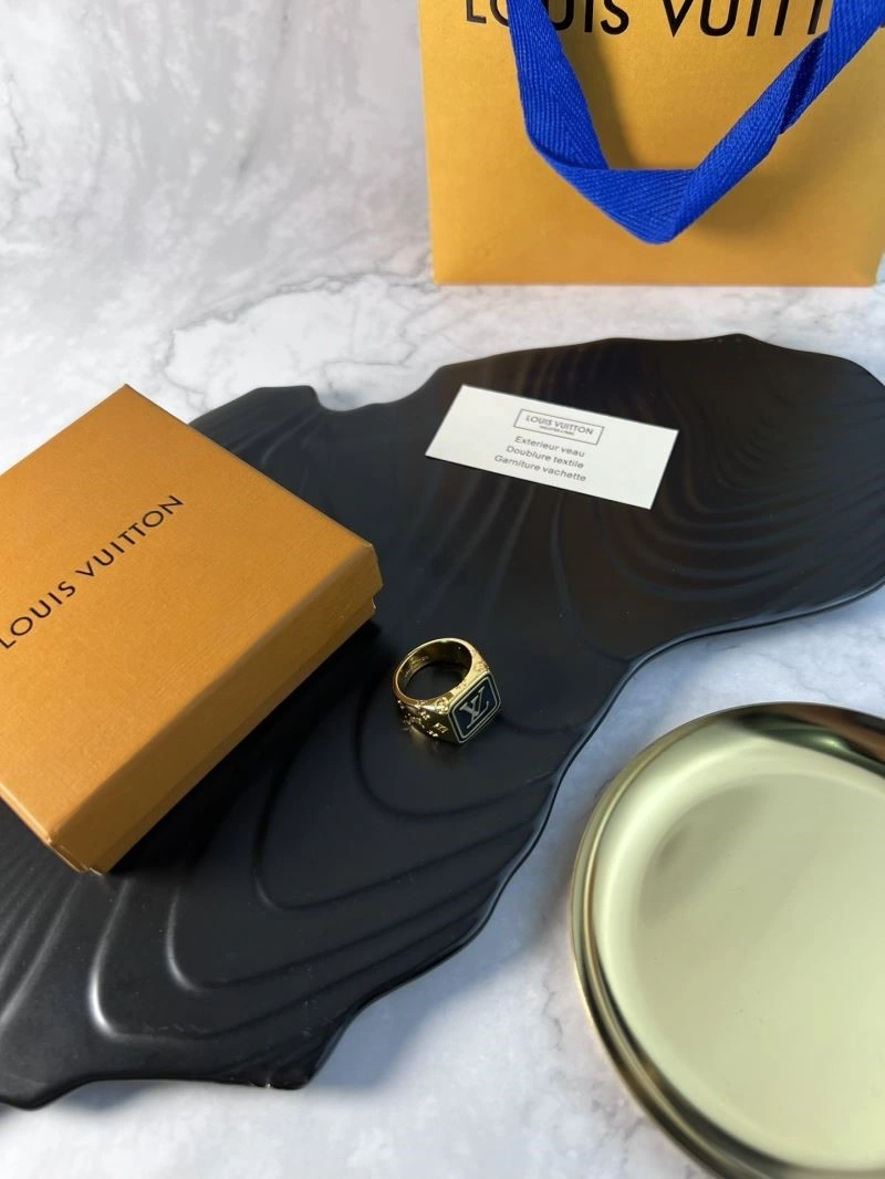 Low-cost Louis Vuitton Rings