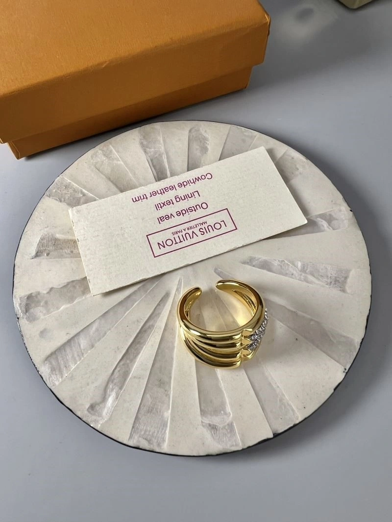 Bargain Louis Vuitton Rings