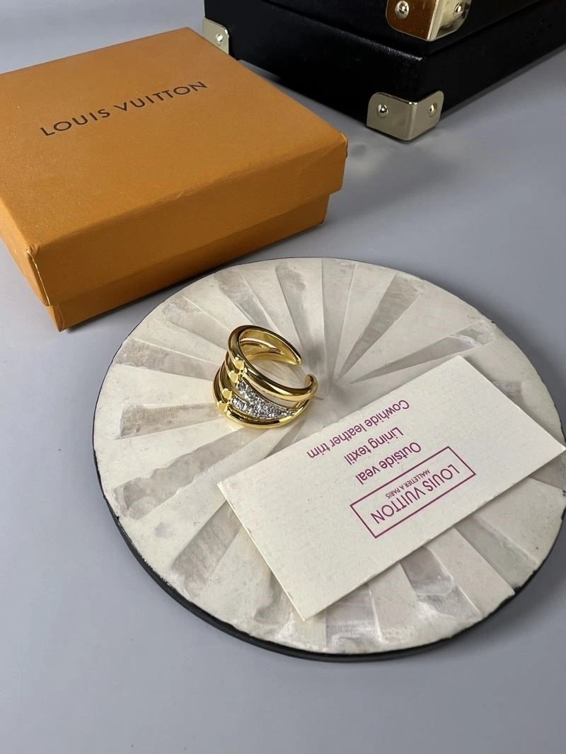 Bargain Louis Vuitton Rings