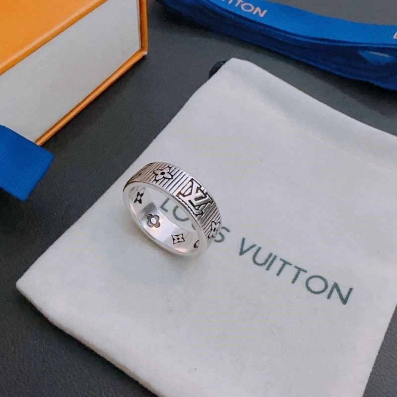 Bargain Louis Vuitton Rings