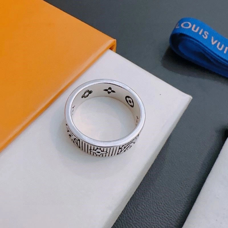 Bargain Louis Vuitton Rings