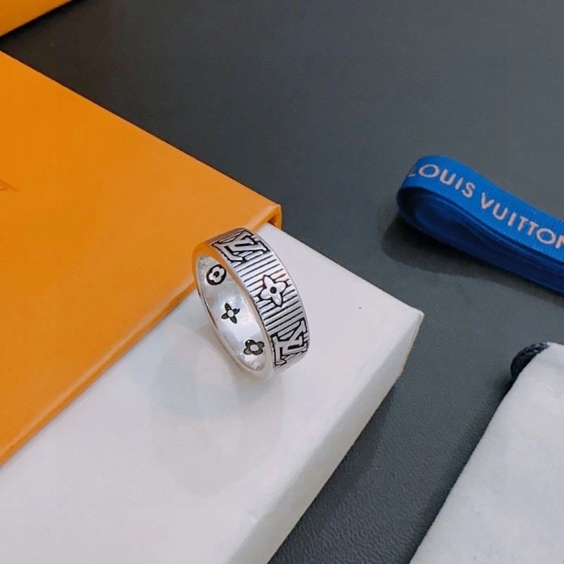 Bargain Louis Vuitton Rings
