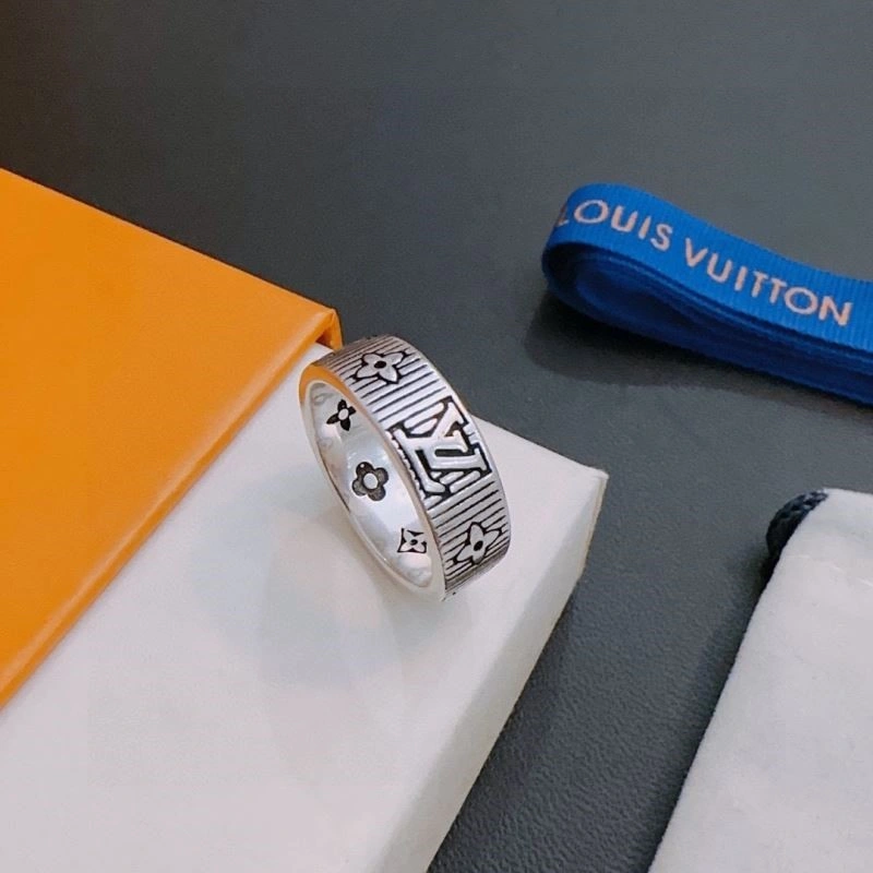 Bargain Louis Vuitton Rings