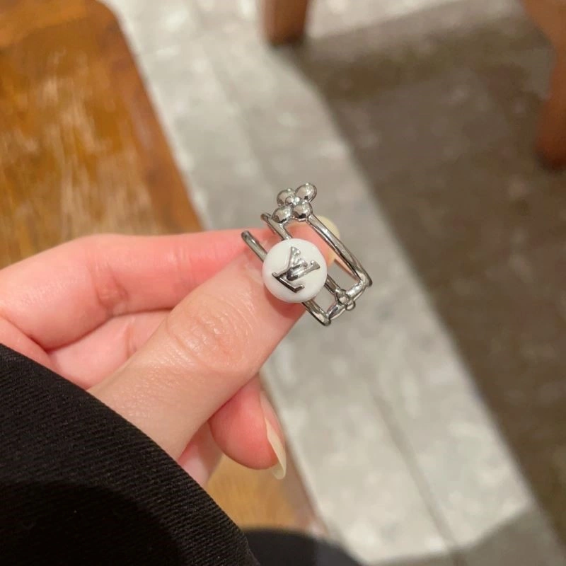 Brand-authenticated Louis Vuitton Rings