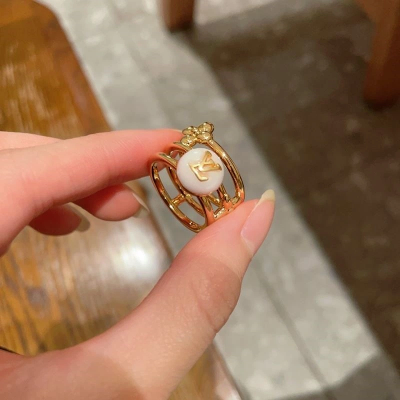 Exact replica Louis Vuitton Rings