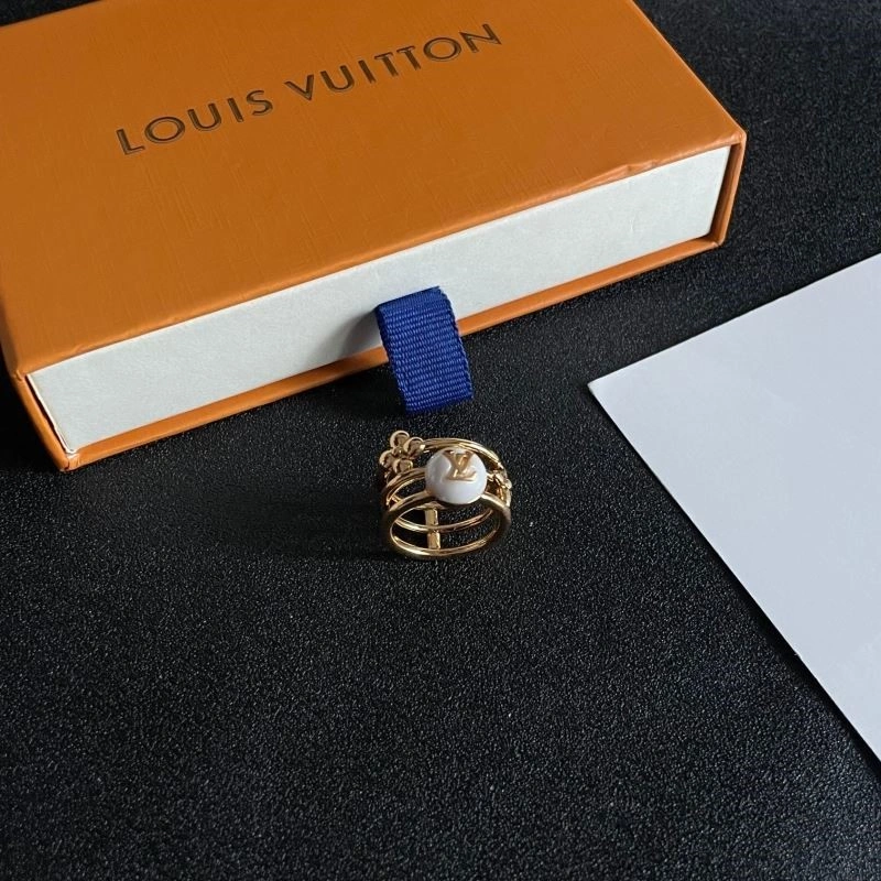 Exact replica Louis Vuitton Rings