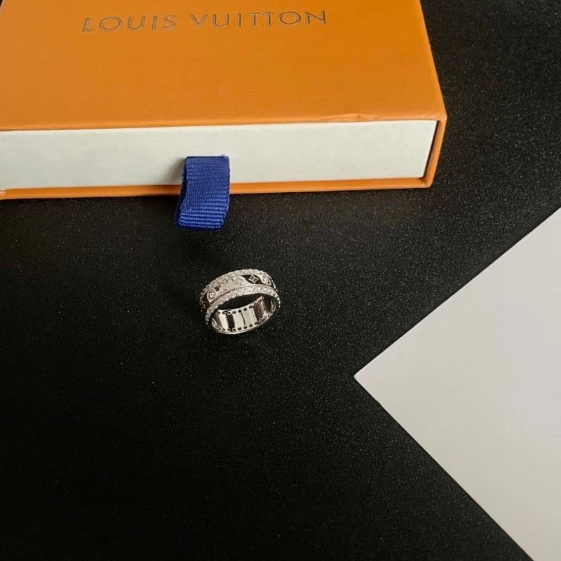 Perfect replica Louis Vuitton Rings