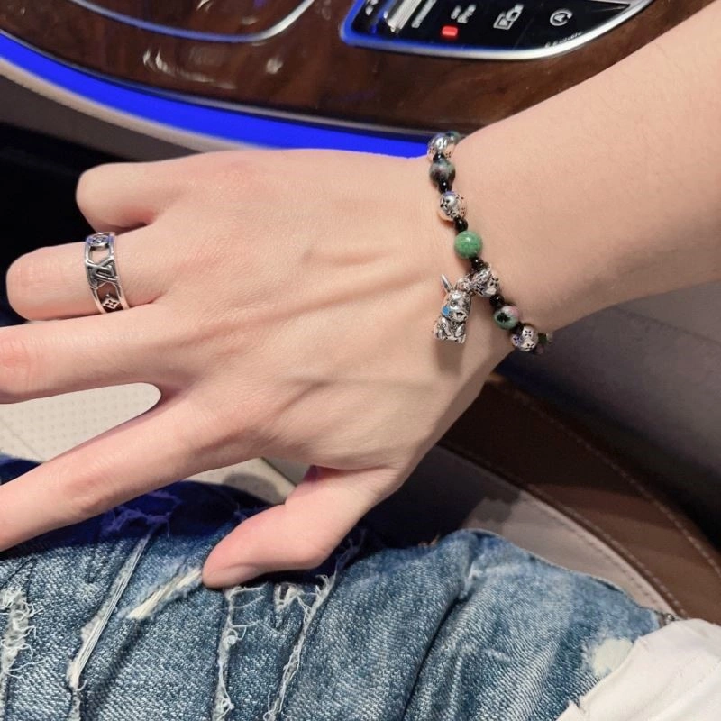 Indistinguishable Louis Vuitton Rings