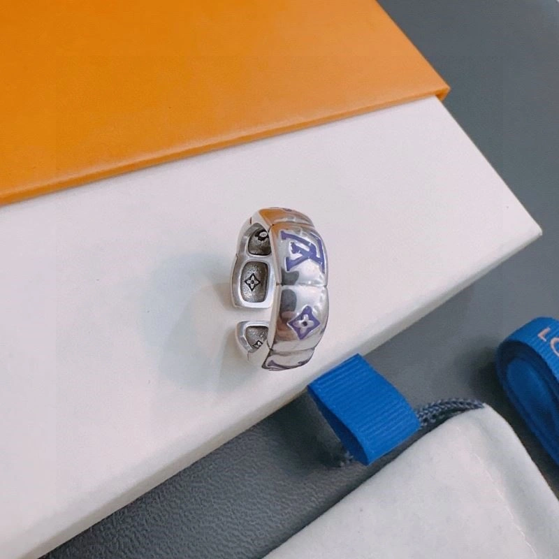 Accurate model Louis Vuitton Rings