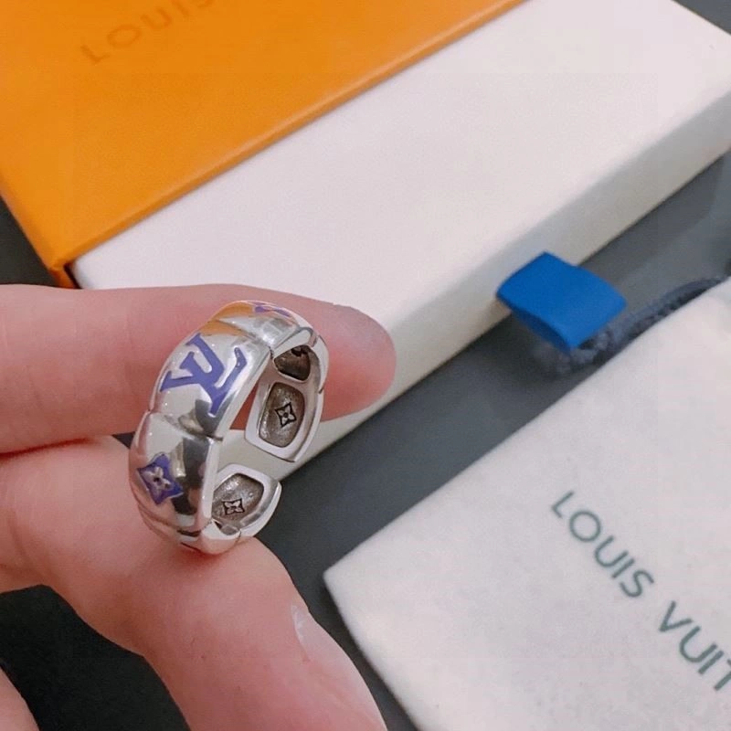 Accurate model Louis Vuitton Rings