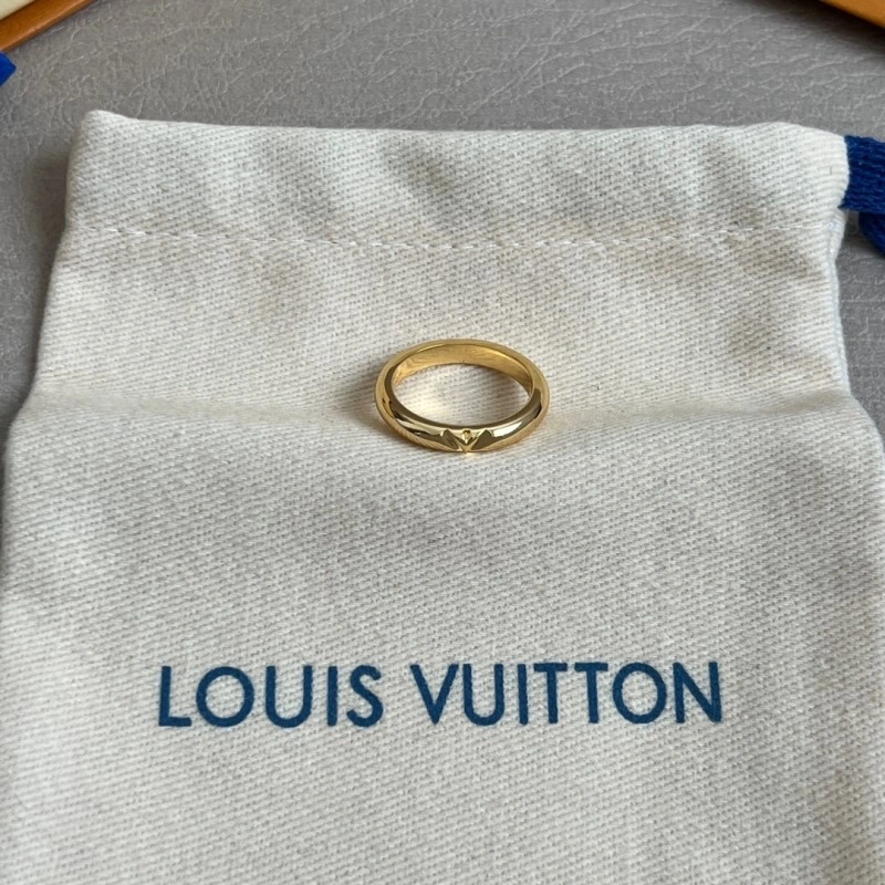 Inexpensive Louis Vuitton Rings
