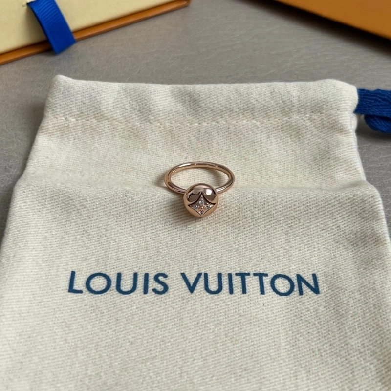 Top mirror Louis Vuitton Rings