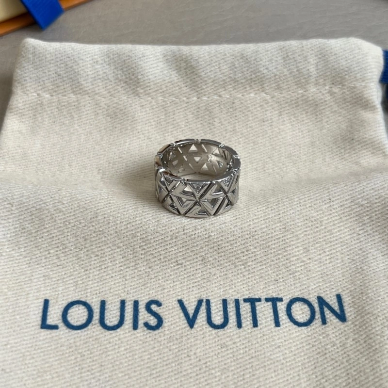 Bargain Louis Vuitton Rings