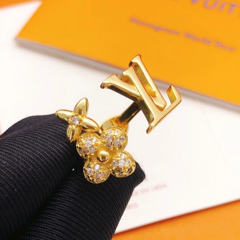 Perfect replica Louis Vuitton Rings
