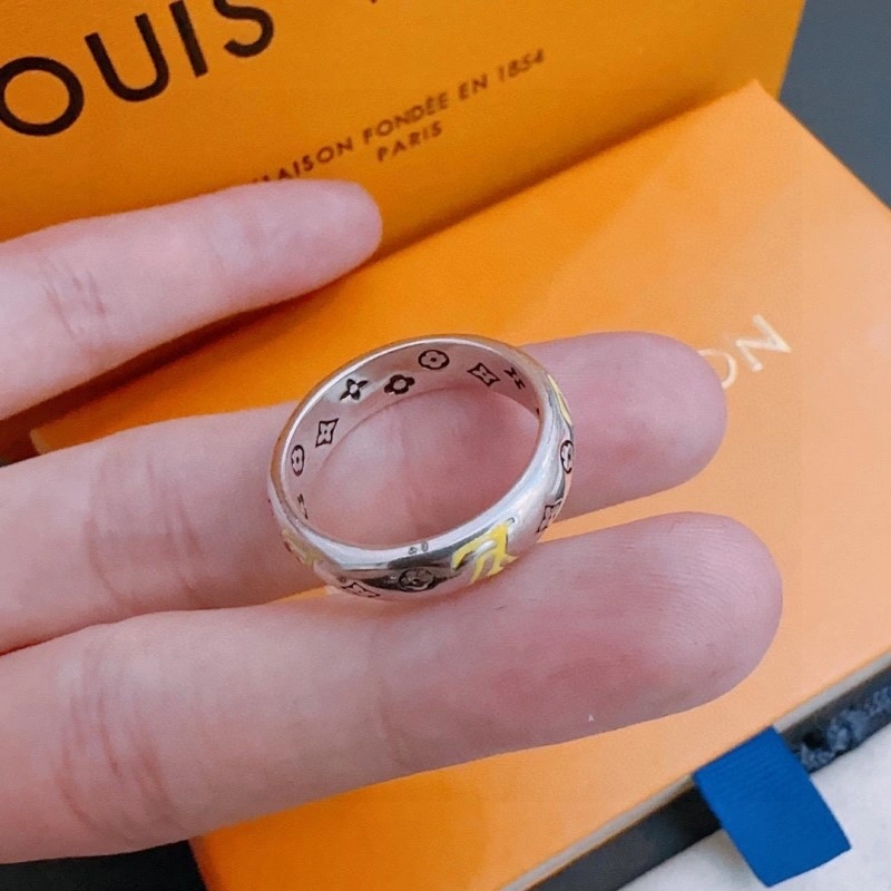 Low-cost Louis Vuitton Rings
