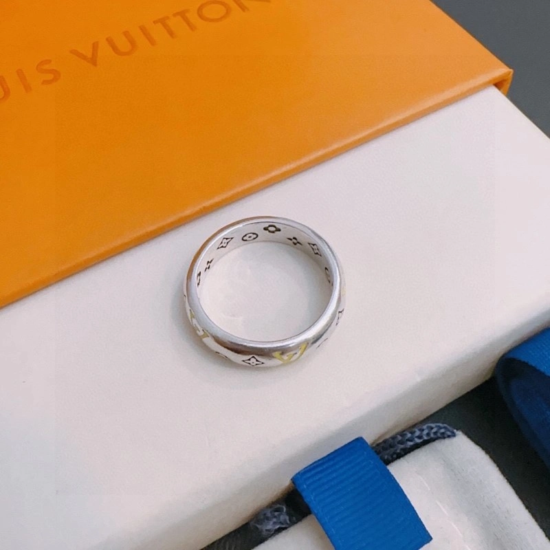 Low-cost Louis Vuitton Rings