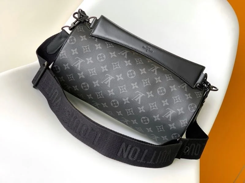 Top mirror Louis Vuitton Round Bags
