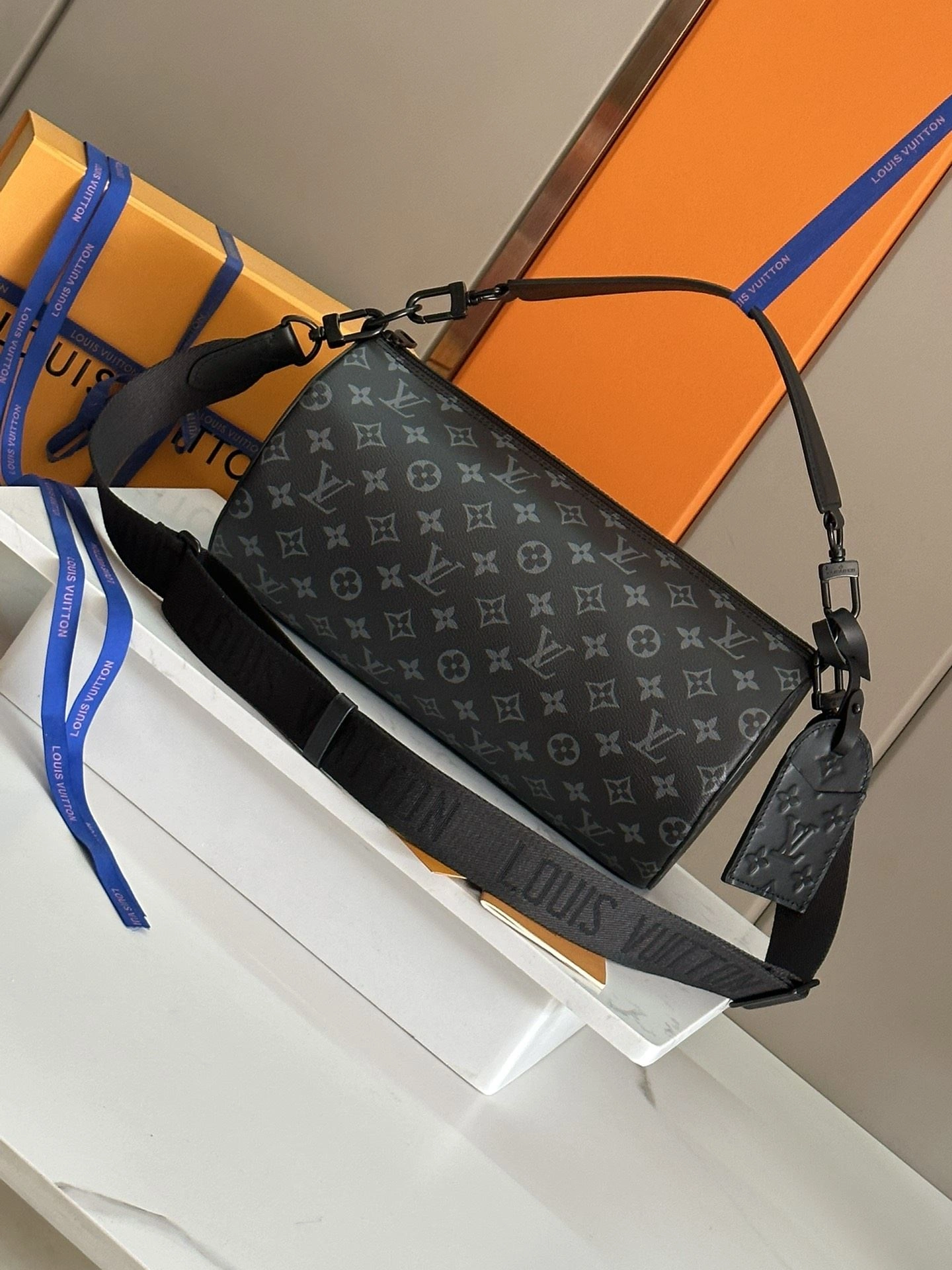 Louis Vuitton Round Bags