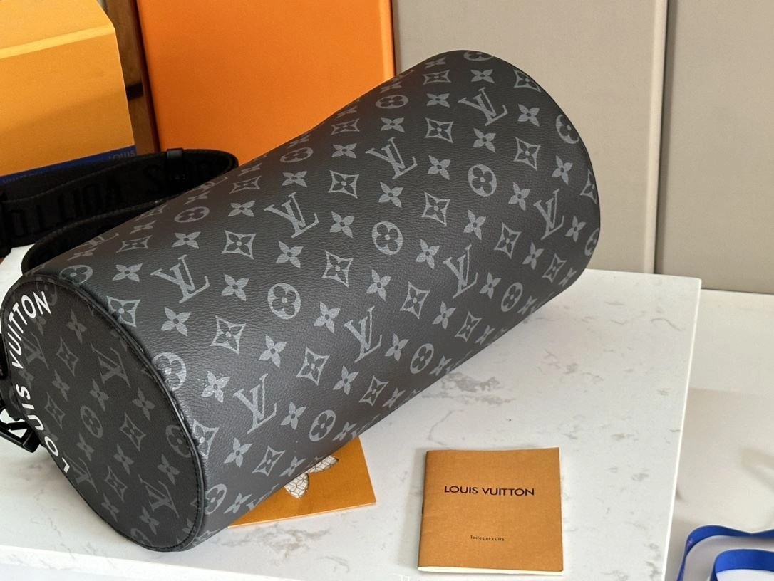 High fidelity Louis Vuitton Round Bags